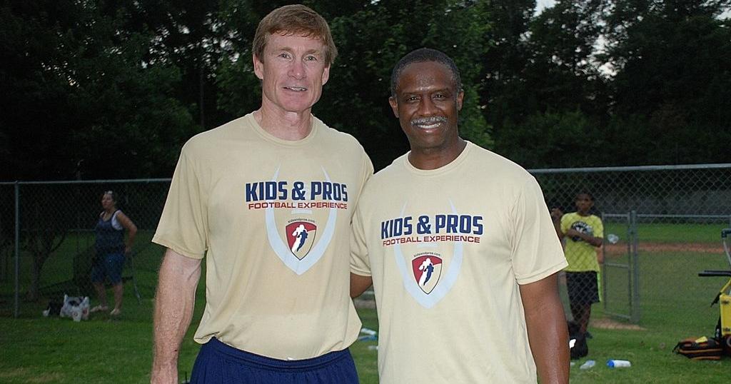 Former Atlanta Falcons Bobby Butler, Buddy Curry enjoying Kids and Pros ...