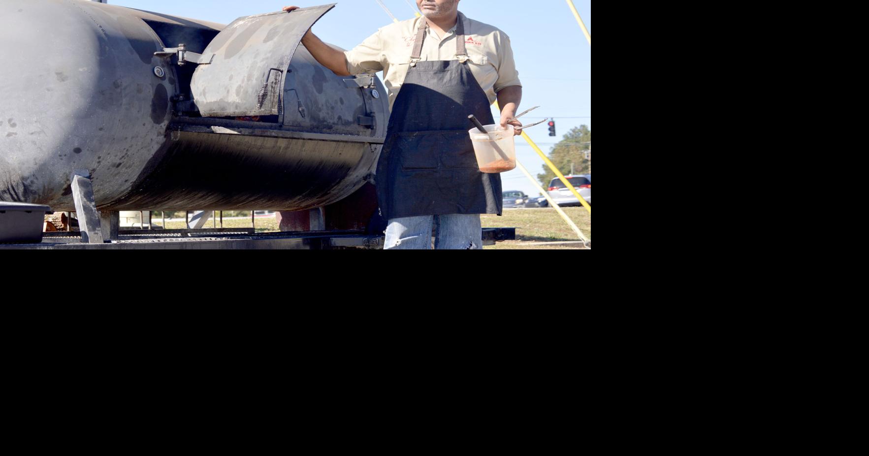 Celebrity chef Jason Ellis serves up barbecue in Lawrenceville | News ...