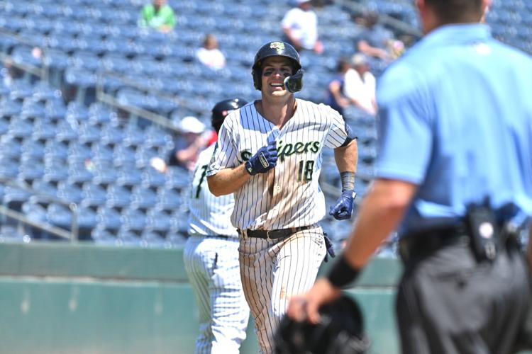 Brewer Hicklen, Aaron Schunk power Gwinnett Stripers to wild comeback ...