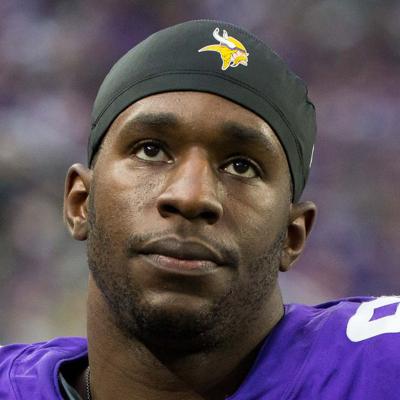 Stephen Weatherly, Carolina Panthers | Sports | gwinnettdailypost.com