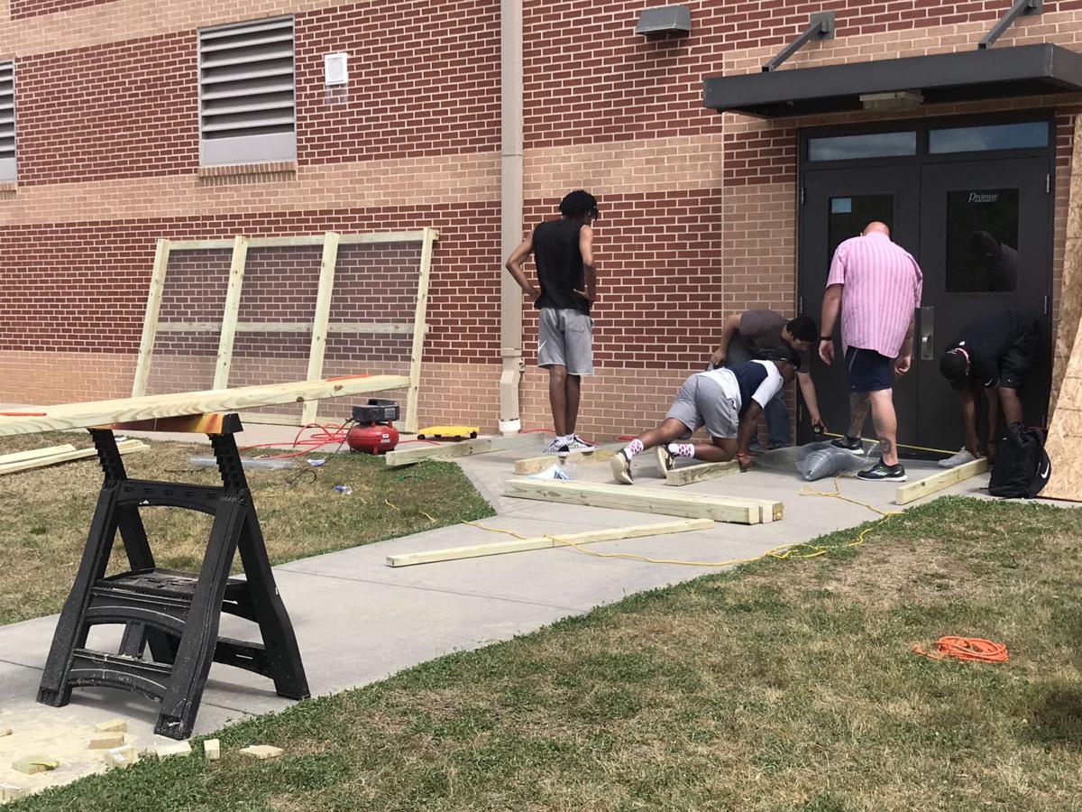 PHOTOS: Lovin Elementary School Chicken Coop Project | Multimedia ...