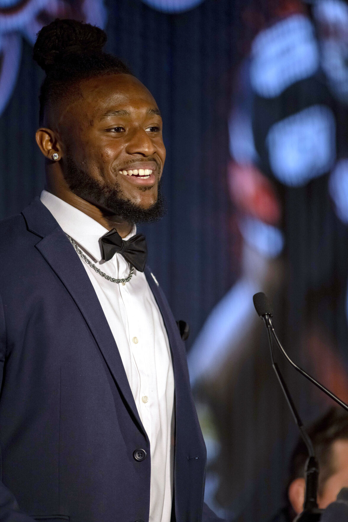 Grayson grad Owen Pappoe named 2021 team captain at Auburn | Sports ...