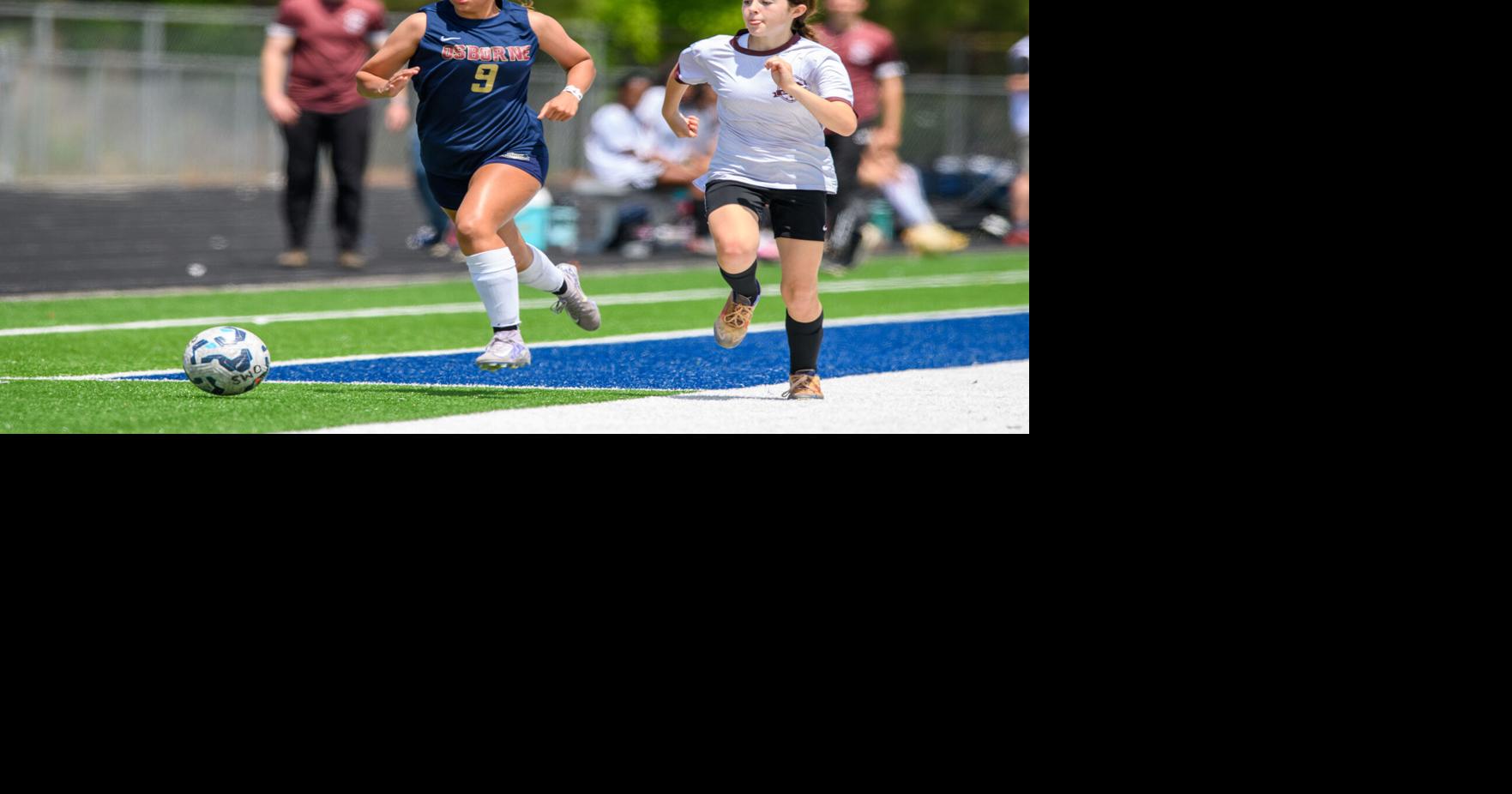 PHOTOS: Five Forks vs. Osborne, Gwinnett Middle School Girls Soccer Semifinals | Prep ...