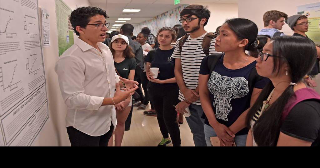 GGC science event draws crowds to see new technologies | Slideshows ...