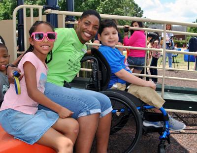 Arcado Elementary School in Lilburn opens new, accessible playground ...