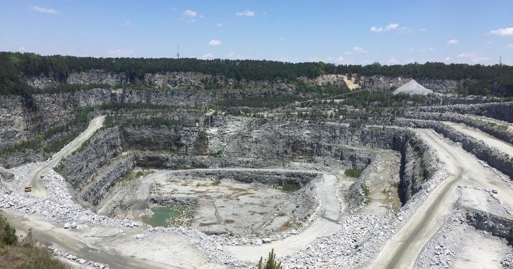 Runners get preview of May race at Norcross quarry | Norcross ...
