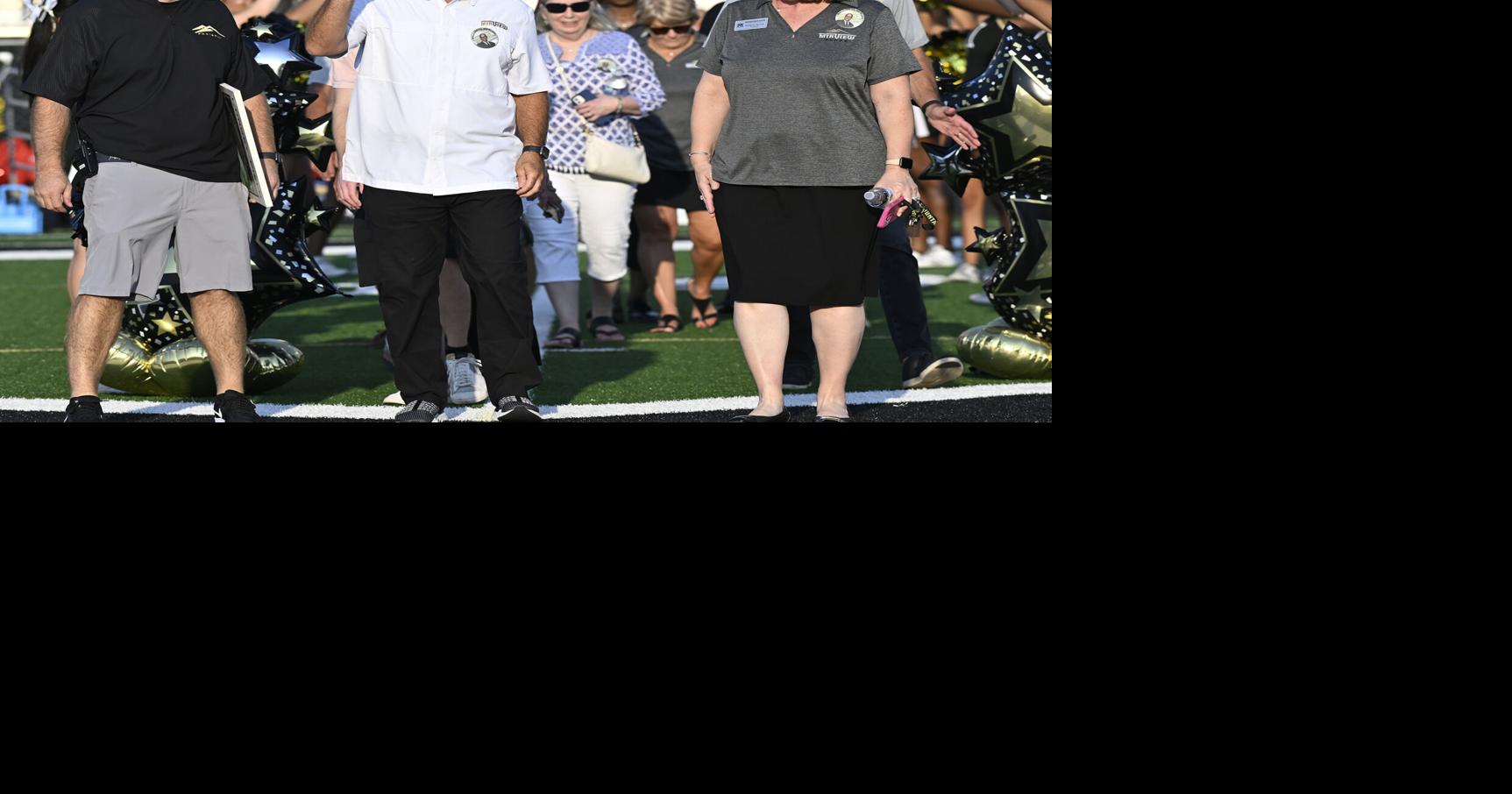 PHOTOS: Mountain View High School ceremony to name stadium after ...