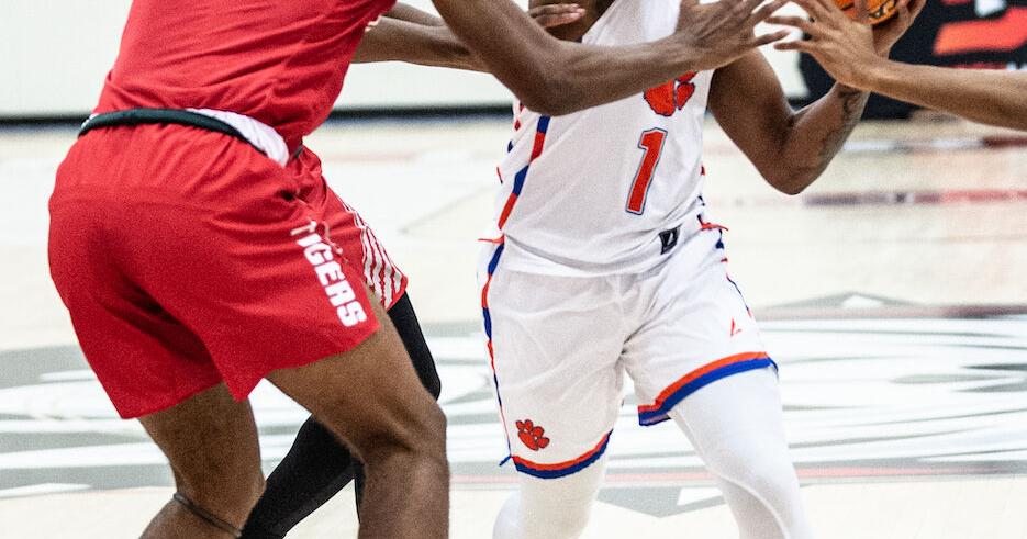 PHOTOS: Archer vs. Parkview Boys Basketball, Jared Cook Tip-Off Classic ...