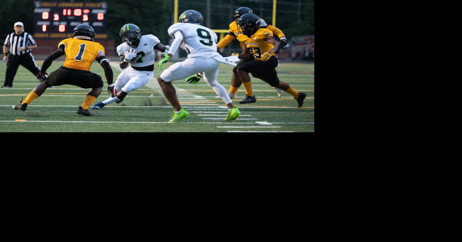 Top running backs Jacob Davis, Jordan Louie on display in Discovery ...