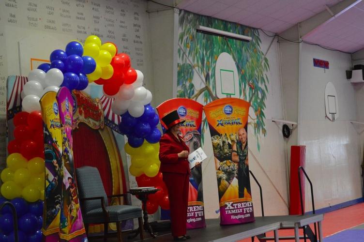 Circus pep rally celebrates Peachtree Elementary reading competition ...