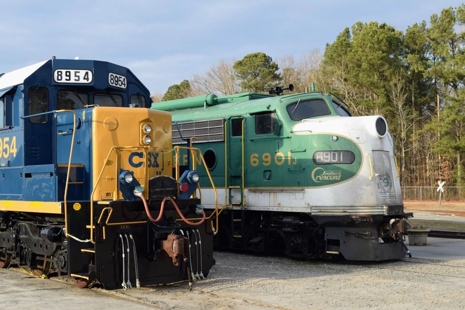 Old Southern Crescent locomotive returns to Southeastern Railway Museum ...