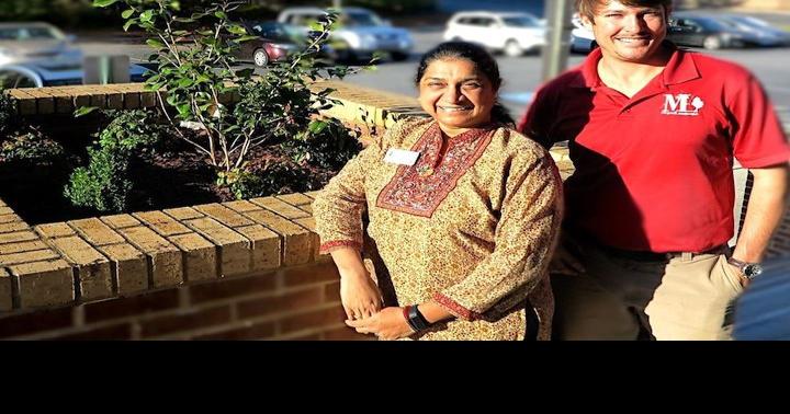 Mayer Landscape donates planters to Suwanee library | News ...