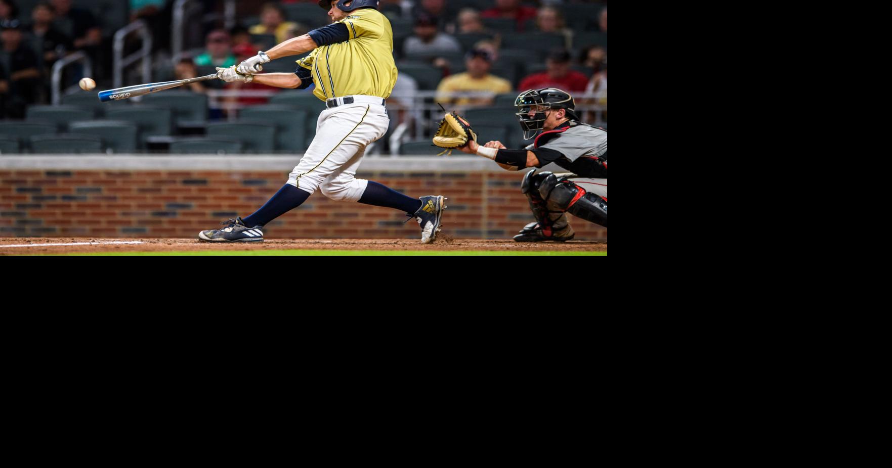 Pro athlete autographs part of Saturday’s Customer Appreciation Day at ...