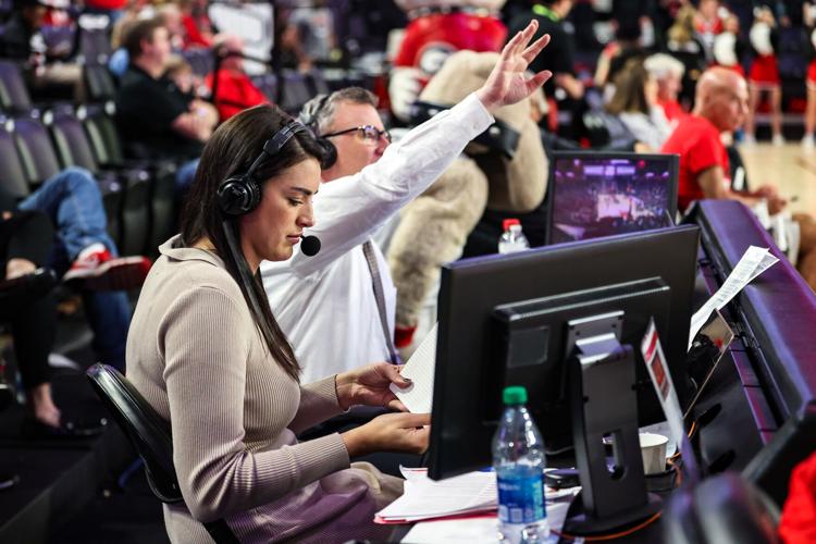 Former Wesleyan, Georgia Bulldogs standout Anne Marie Armstrong jumps ...