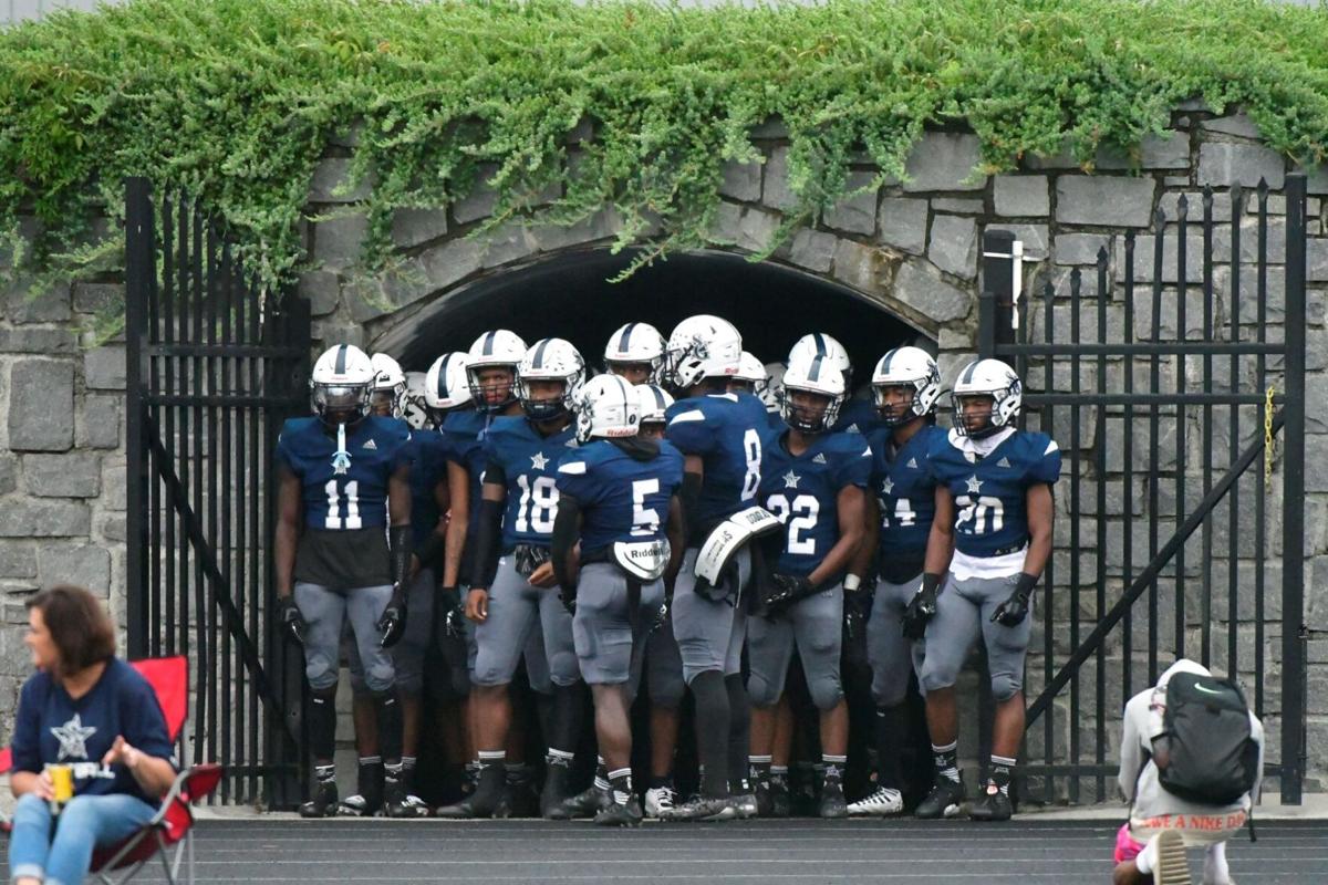 PHOTOS: Dacula at South Gwinnett Football | Slideshows ...