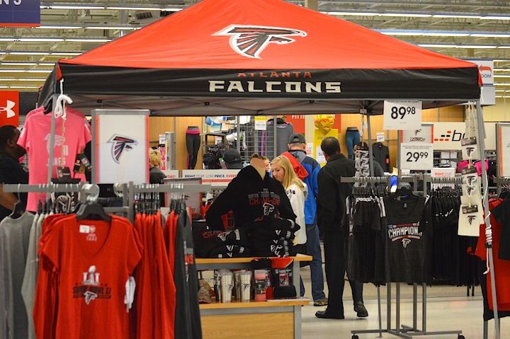 Atlanta Falcons fans in frenzy to buy team gear in Gwinnett | News ...