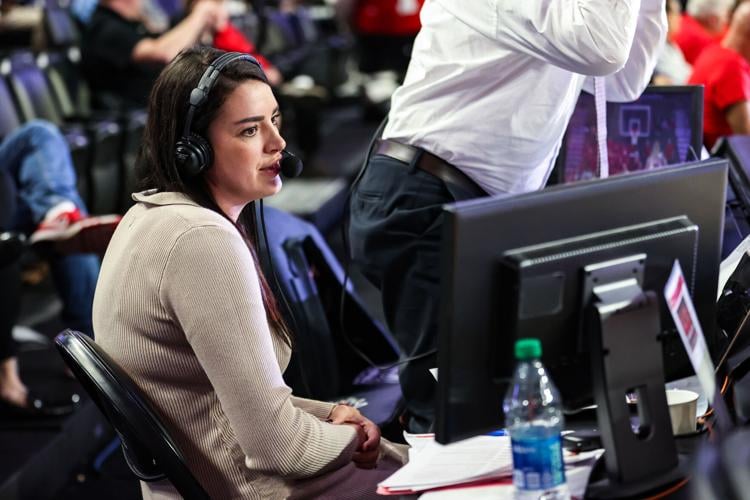 Former Wesleyan, Georgia Bulldogs standout Anne Marie Armstrong jumps ...