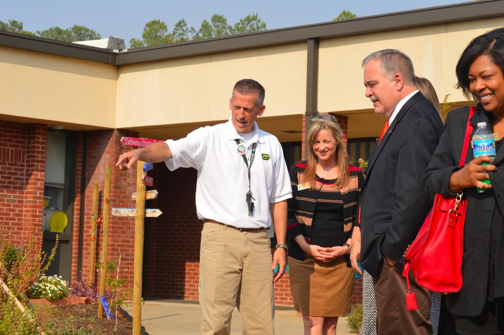 Pharr Elementary shows off garden to state superintendent | News ...