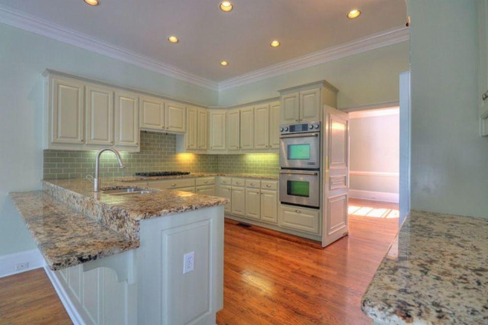 ON THE MARKET: Replica of Tennessee's 'Rattle and Snap' Plantation in ...