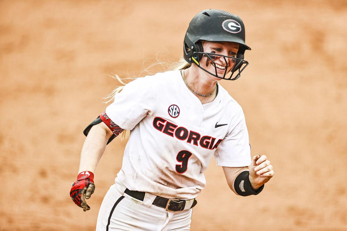Georgia softball takes hot streak into Women's College World Series ...