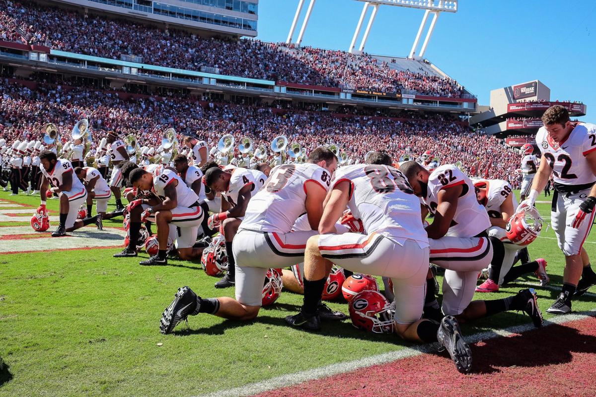 Georgia vs. South Carolina Football | Slideshows | gwinnettdailypost.com