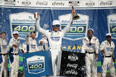 Kyle Larson Dominates at Kansas in Defense of Last Year’s NASCAR Cup ...