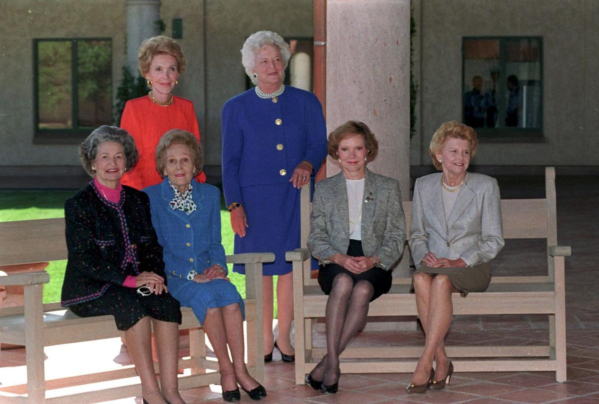 Former First Lady Nancy Reagan through the years | Slideshows ...