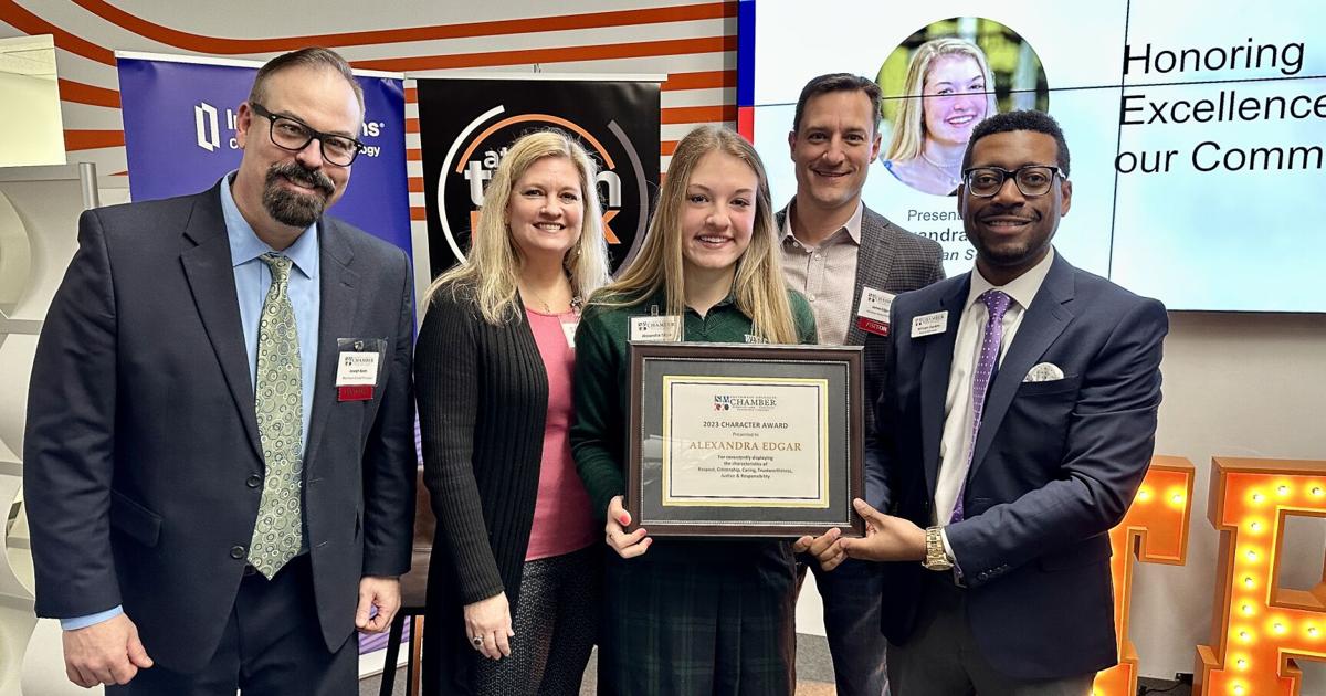 Wesleyan student wins character award from Southwest Gwinnett Chamber ... Wesleyan student wins character award from Southwest Gwinnett Chamber ...