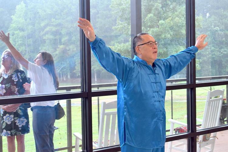 Gwinnett leaders open new Centerville Senior Center | News ...