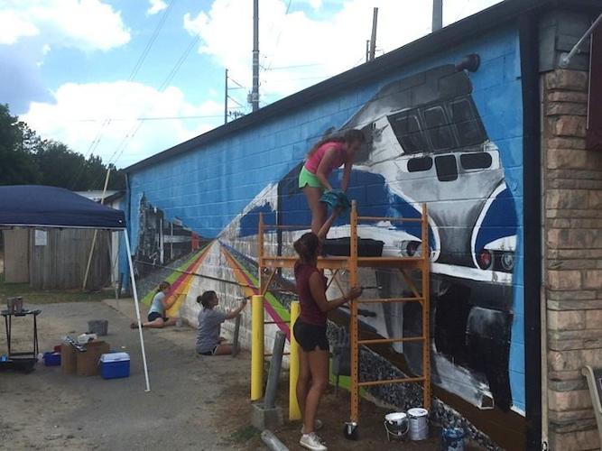 High school grad leaves legacy through Suwanee mural | News ...