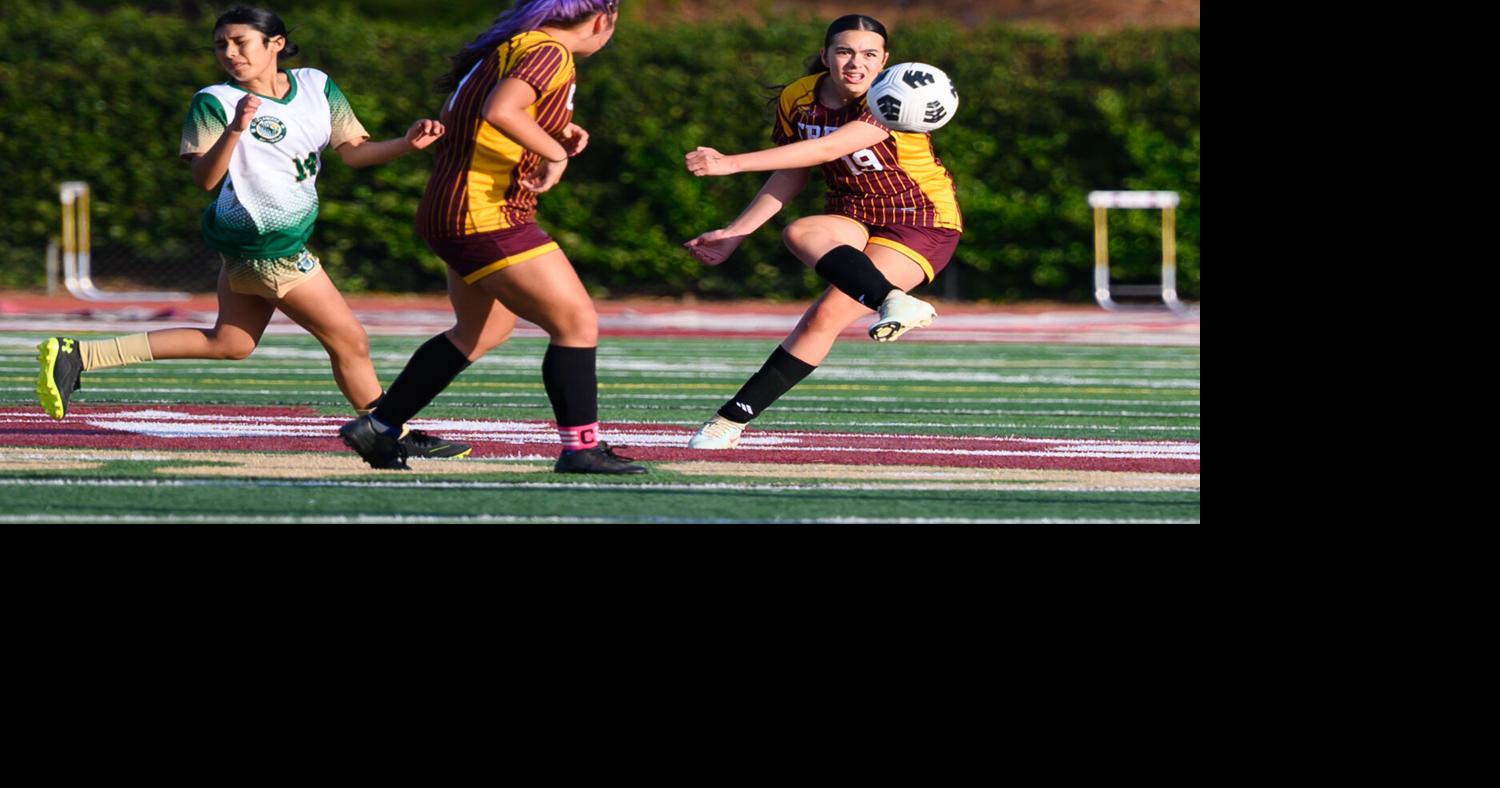 PHOTOS: Crews Middle vs. Couch Middle Girls/Boys Soccer | Prep ...