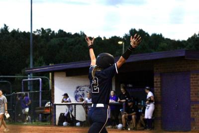 Ronnie Wade, Addison Ursetta Team Up for 9 RBIs in Mill Creek Softball ...