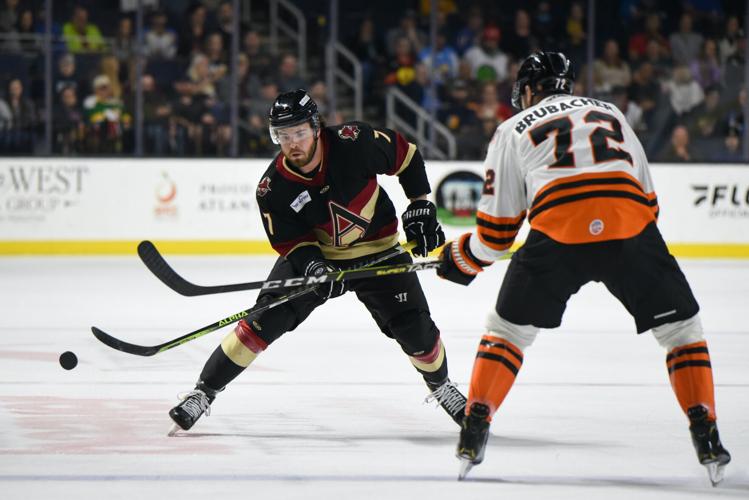 Sanghoon Shin, Atlanta Gladiators outlast Fort Wayne Komets for 6-4 victory | Sports ...