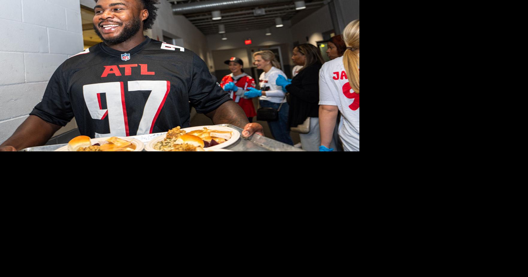 Grady Jarrett Named Atlanta Falcons Walter Payton NFL Man of the Year ...