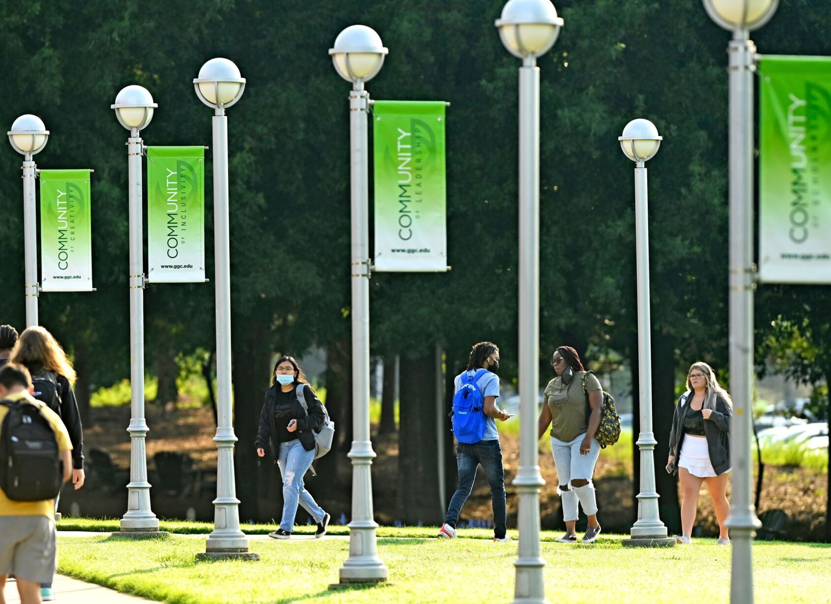 PHOTOS: Scenes from the first day of the fall semester at Georgia ...