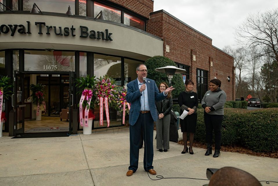 Loyal Trust Bank receives warm welcome | Johns Creek ...