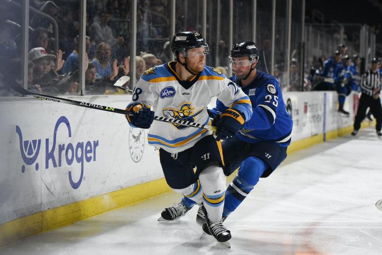 Gladiators sign Derek Topatigh for 2022-23 season | Sports ...