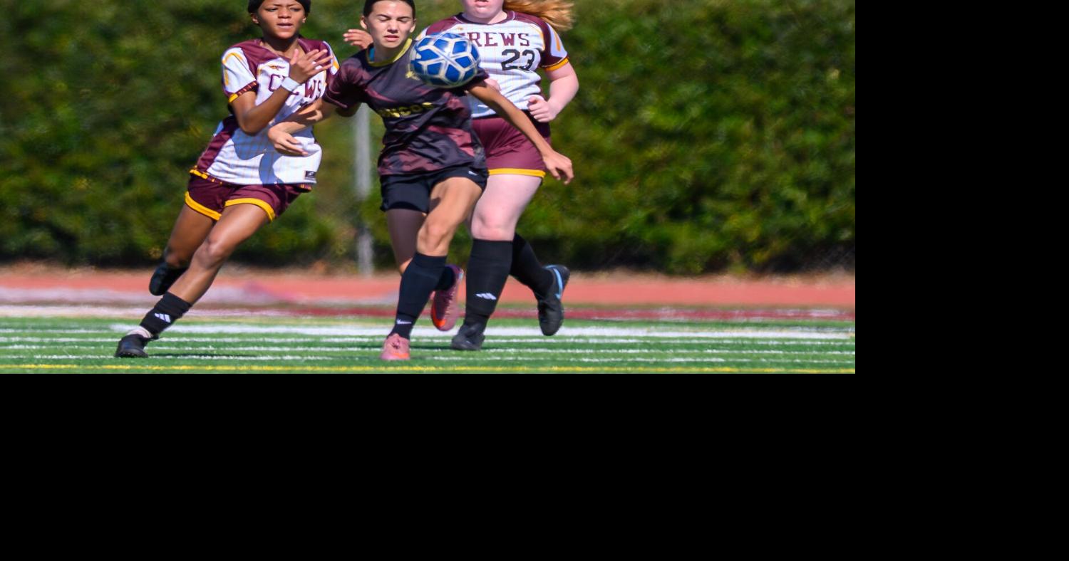 PHOTOS: Crews Middle vs. Five Forks Middle Girls and Boys Soccer | Prep ...