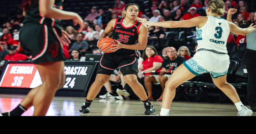 Collins Hill grad Javyn Nicholson leads Georgia to win in Katie ...