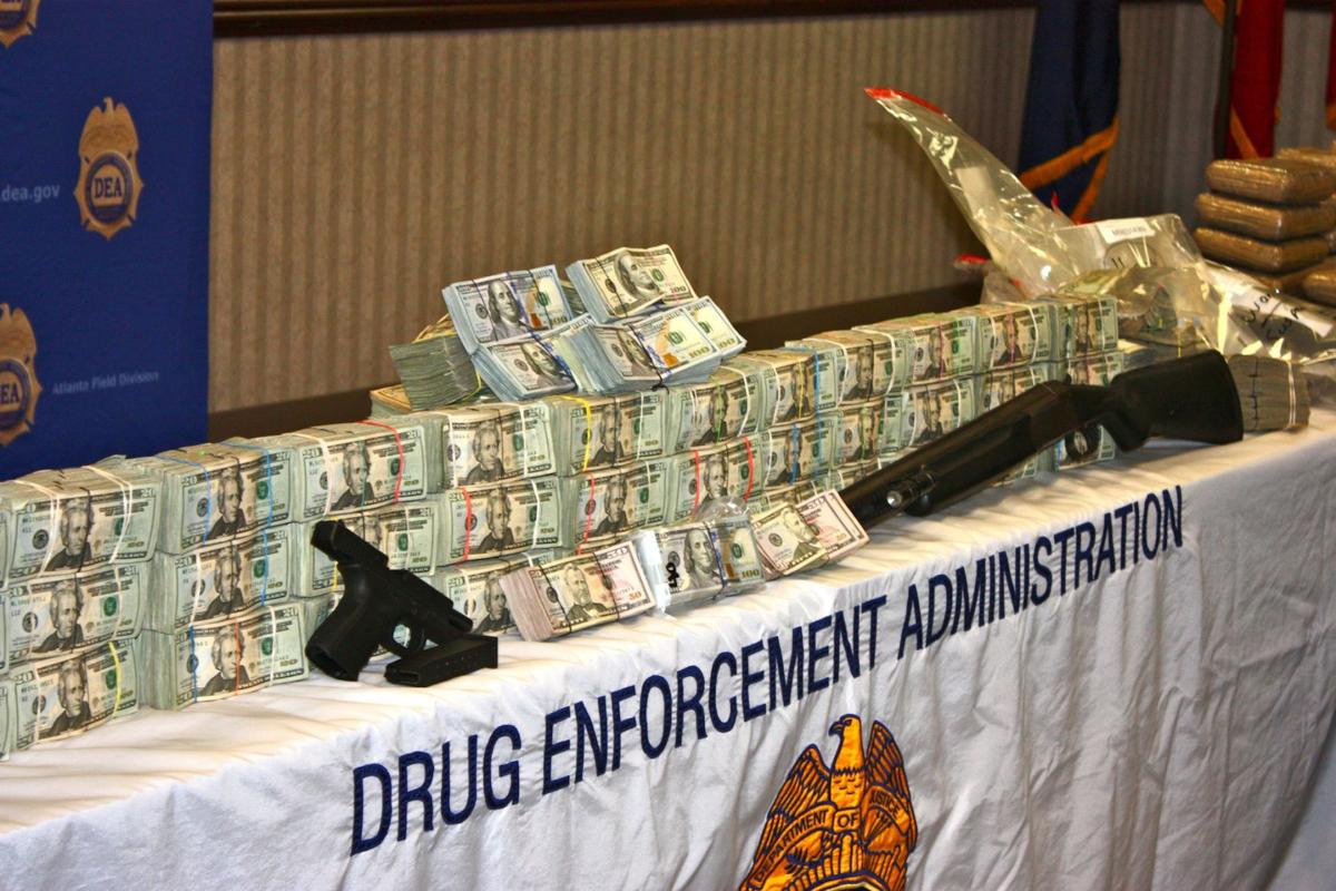 Dea Massive Cartel Bust Leads To Nearly 1 Million In Cash Millons
