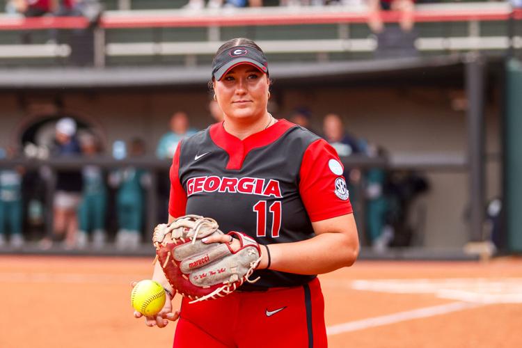 SMITH: Lyndi Rae Davis Follows Family Path to Athletic Success | Sports ...