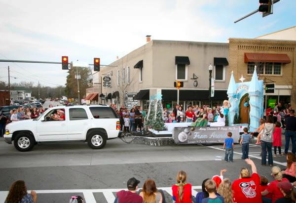 Winder names Christmas Parade award winners | Barrow County ...