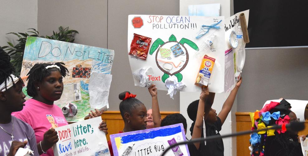 Council picks up litter awareness | News | hammondstar.com