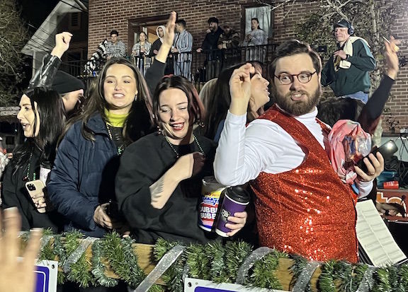 Hammond parade brings holiday cheer | News | hammondstar.com