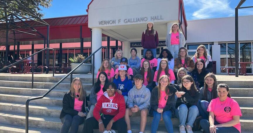 Springfield High School hosts AVID Showcase | News | hammondstar.com