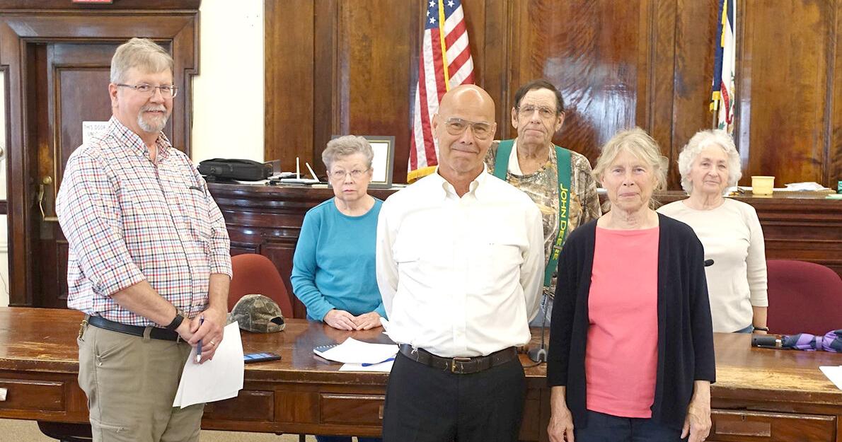 Landmark commissioners | News | hampshirereview.com