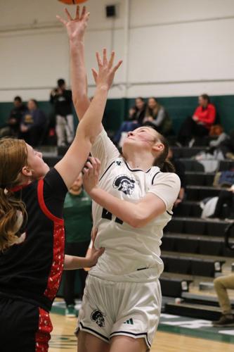 Trojan girls complete unbeaten week | Sports | hampshirereview.com