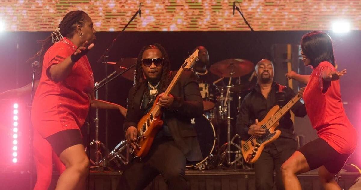 Mark Taylor: A ‘TaylorMade’ legacy honored at NELA Music Awards | Local ...
