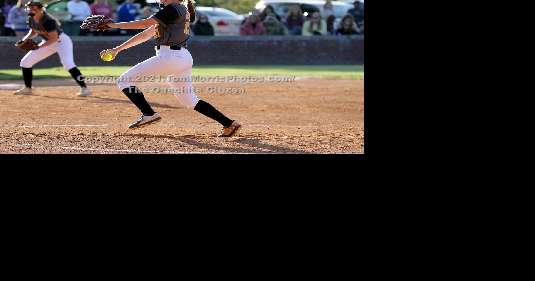 Neville softball picks up Top 10 win | Sports | hannapub.com