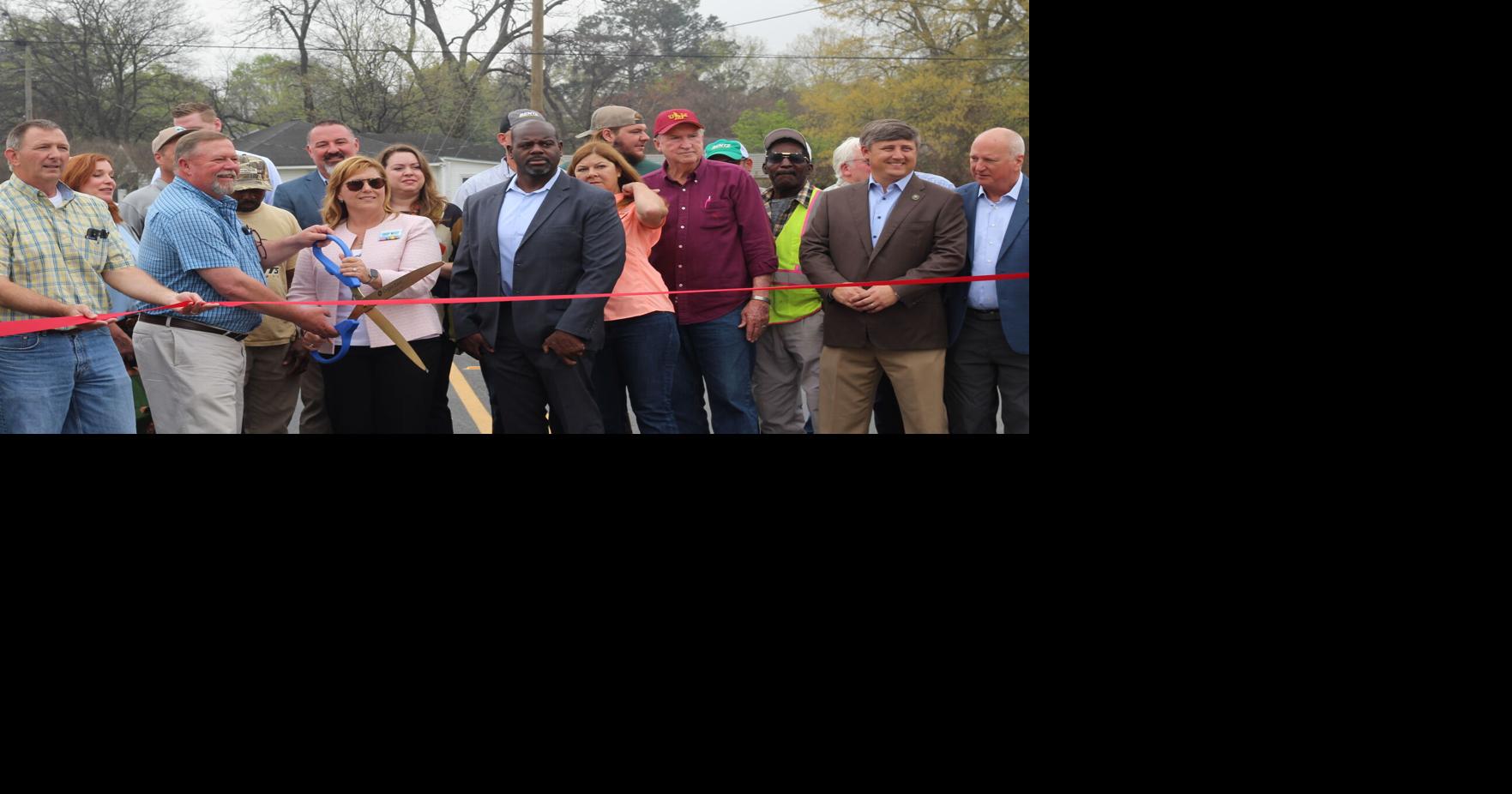 Endom Bridge ribbon cutting | Local/State Headlines | hannapub.com